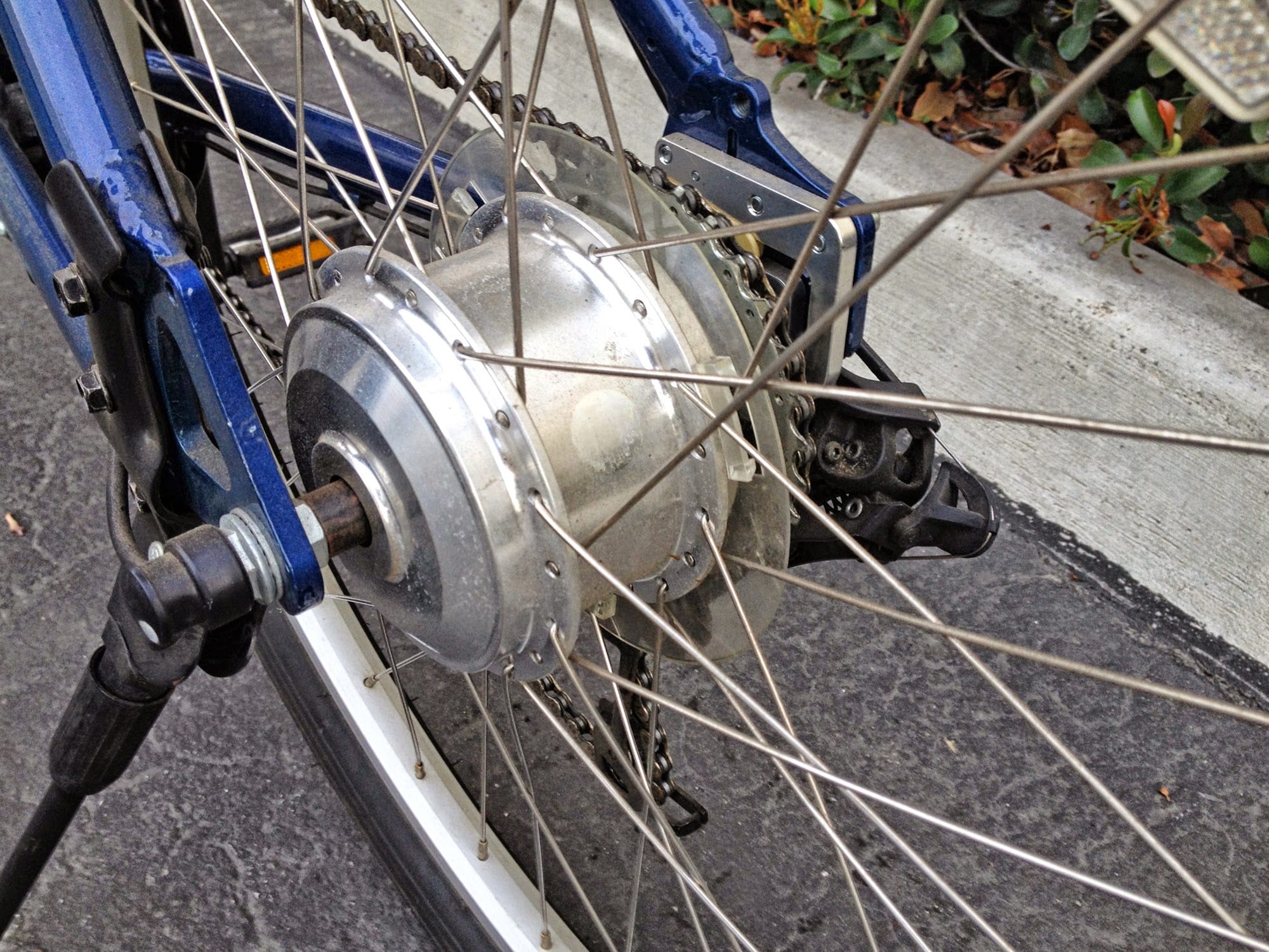 2009 IZIP Urban Cruiser Enlightened Review