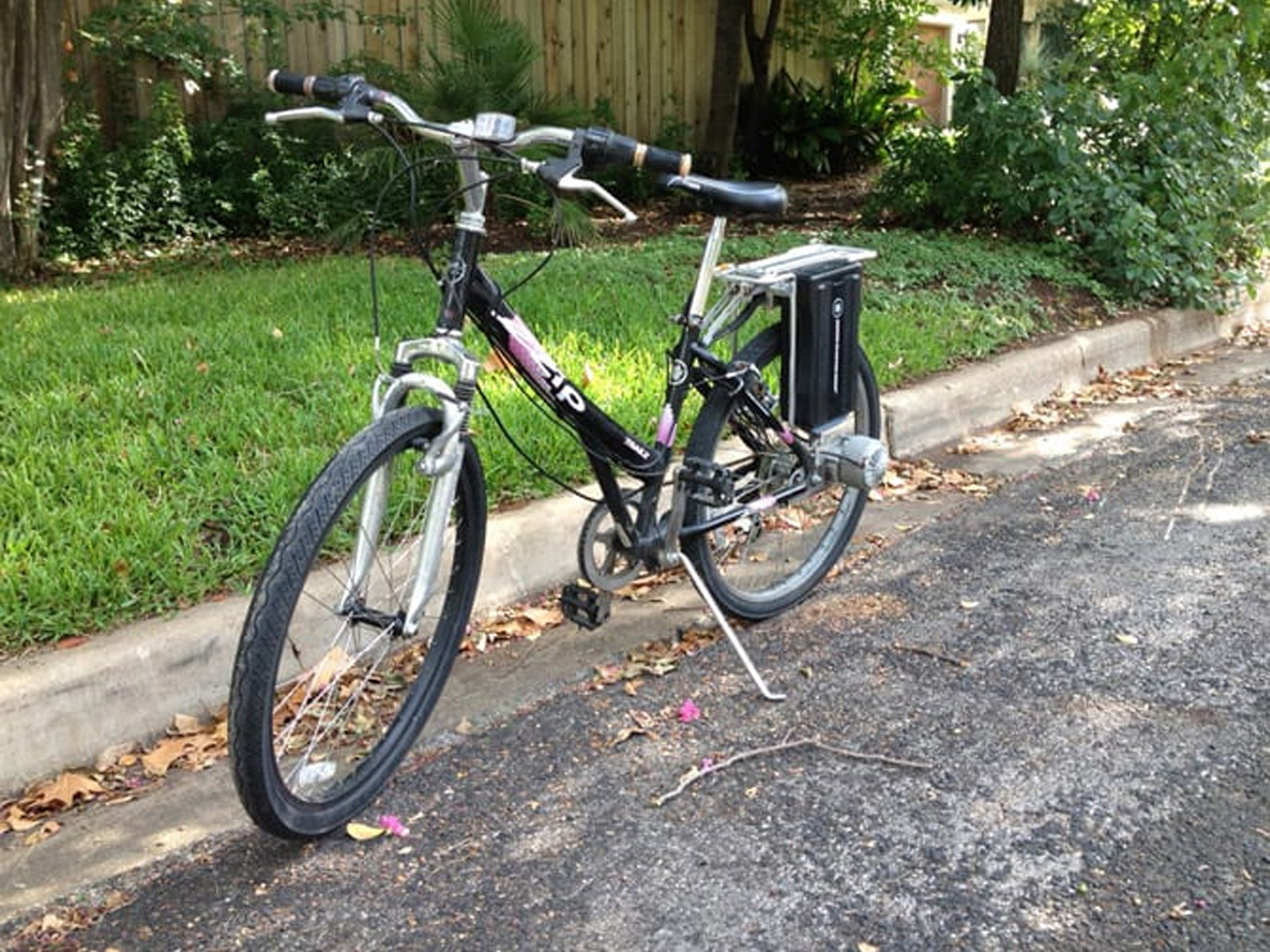 2013 eZip Trailz Review