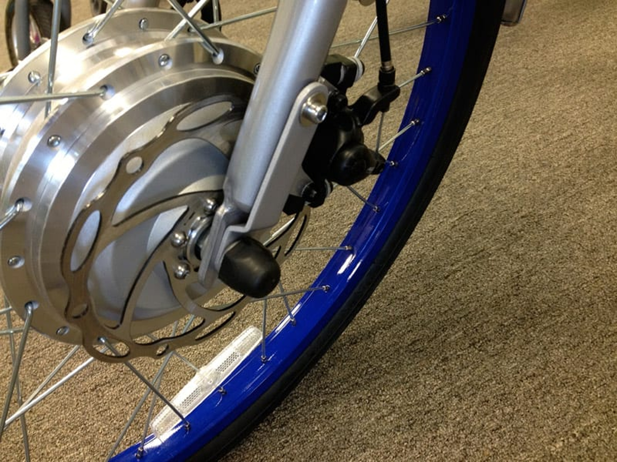 2013 eZip Tri-Ride Review