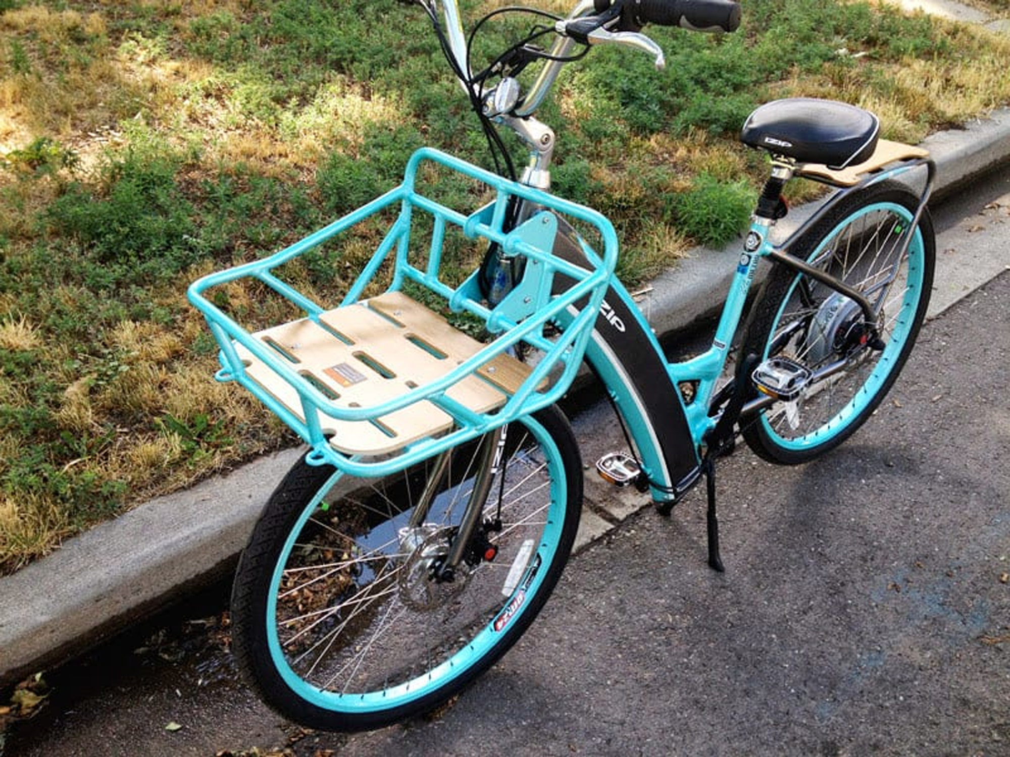 2013 IZIP IZIP E3 Metro Review