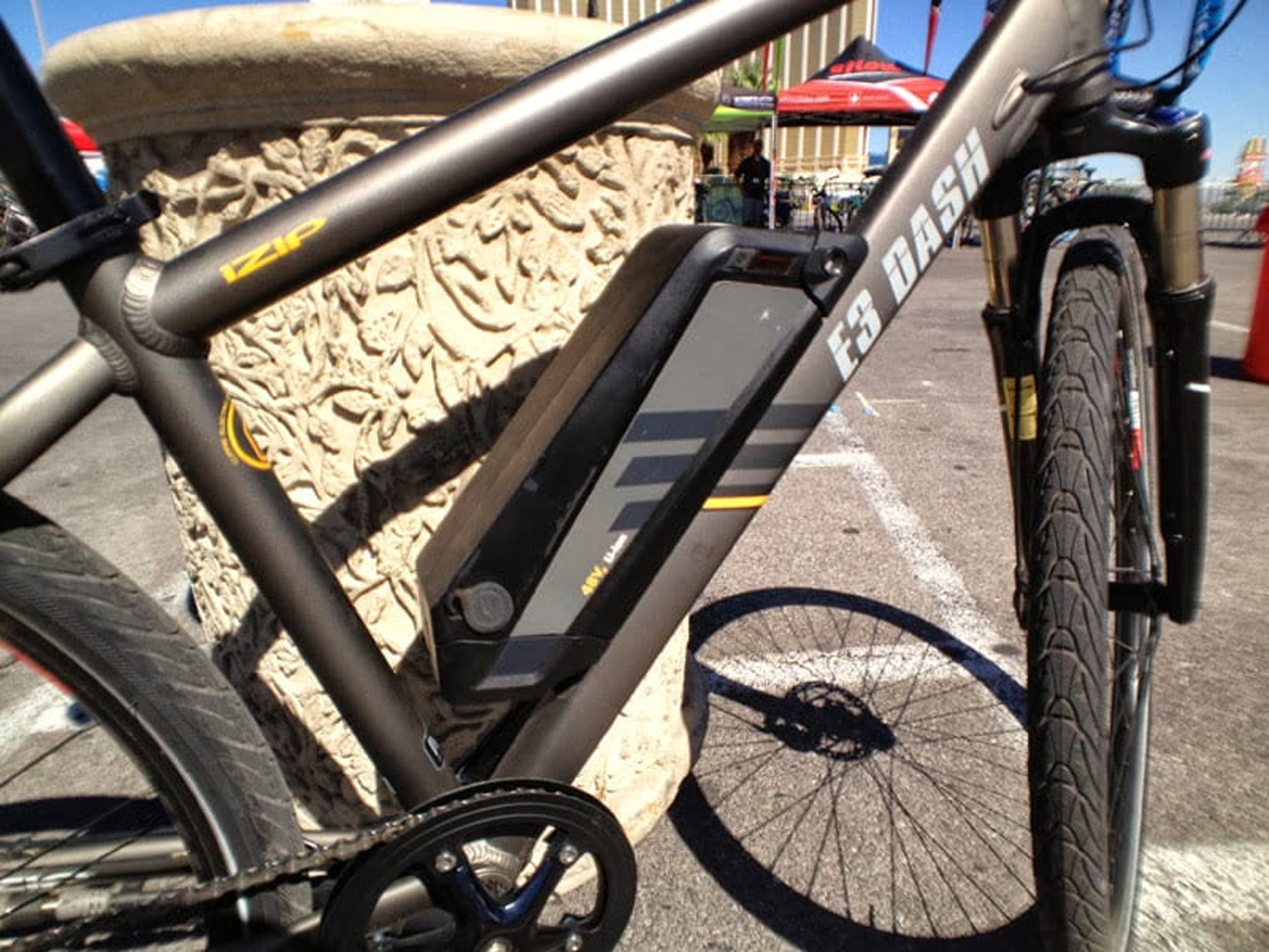 2014 IZIP E3 Dash Review