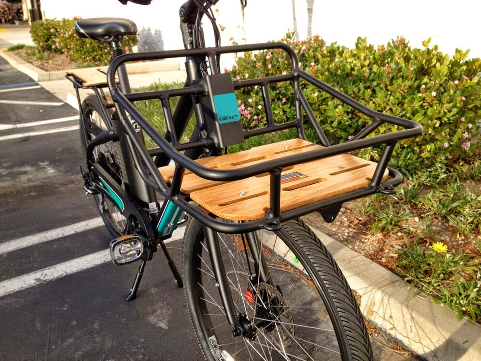 2014 IZIP E3 Metro Review