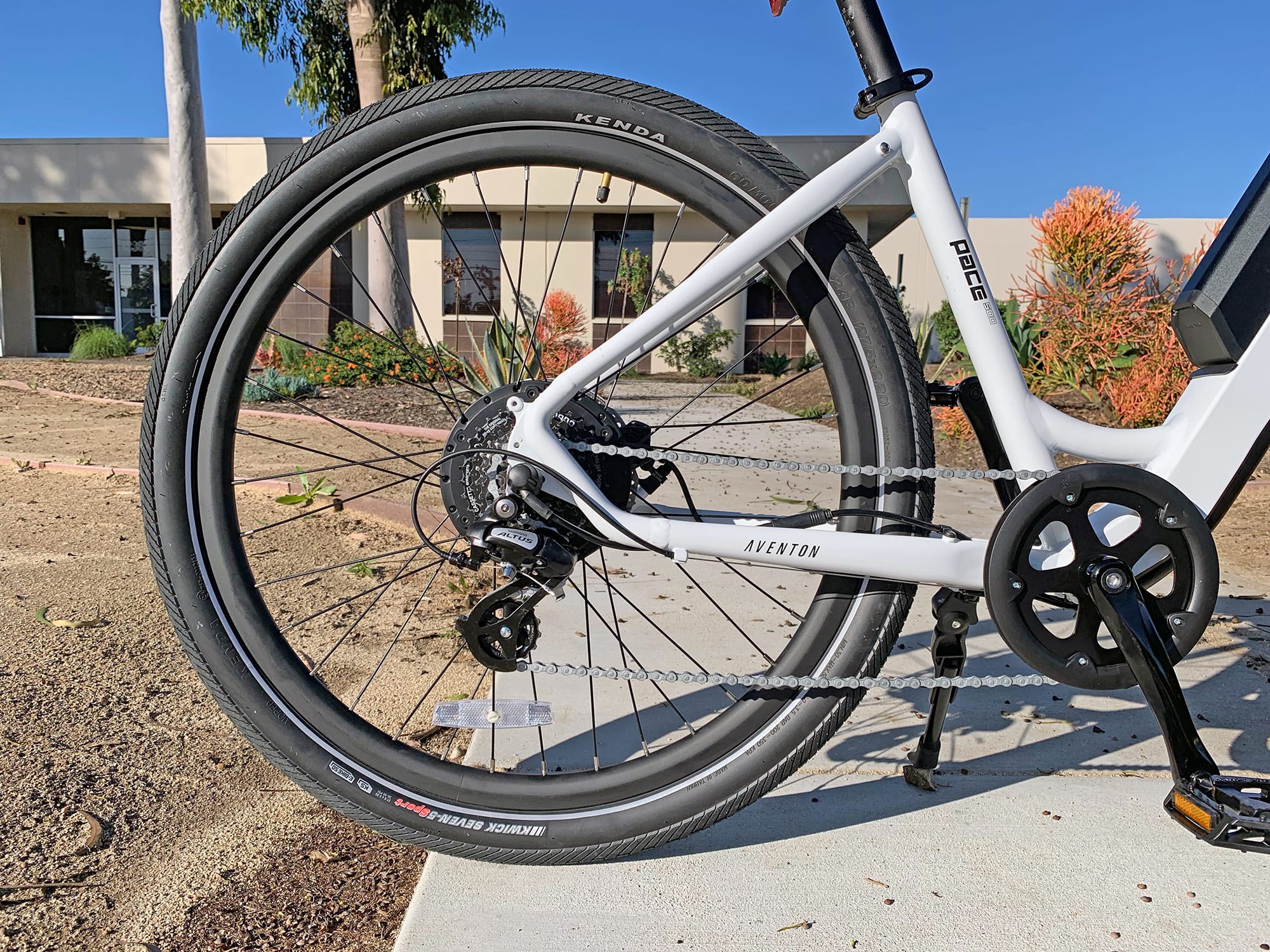 2019 Aventon Pace 500 Review