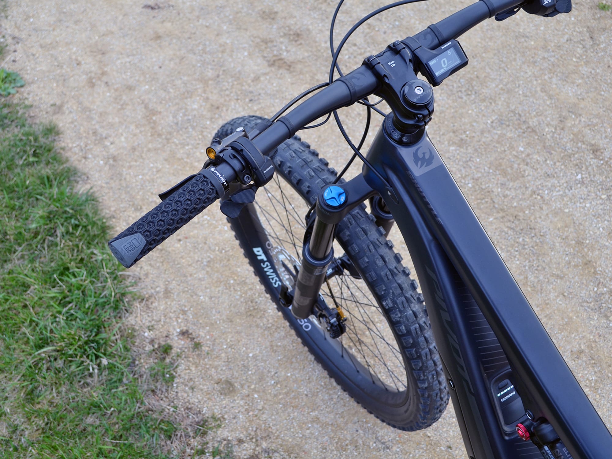 2019 Pivot Cycles Shuttle Review