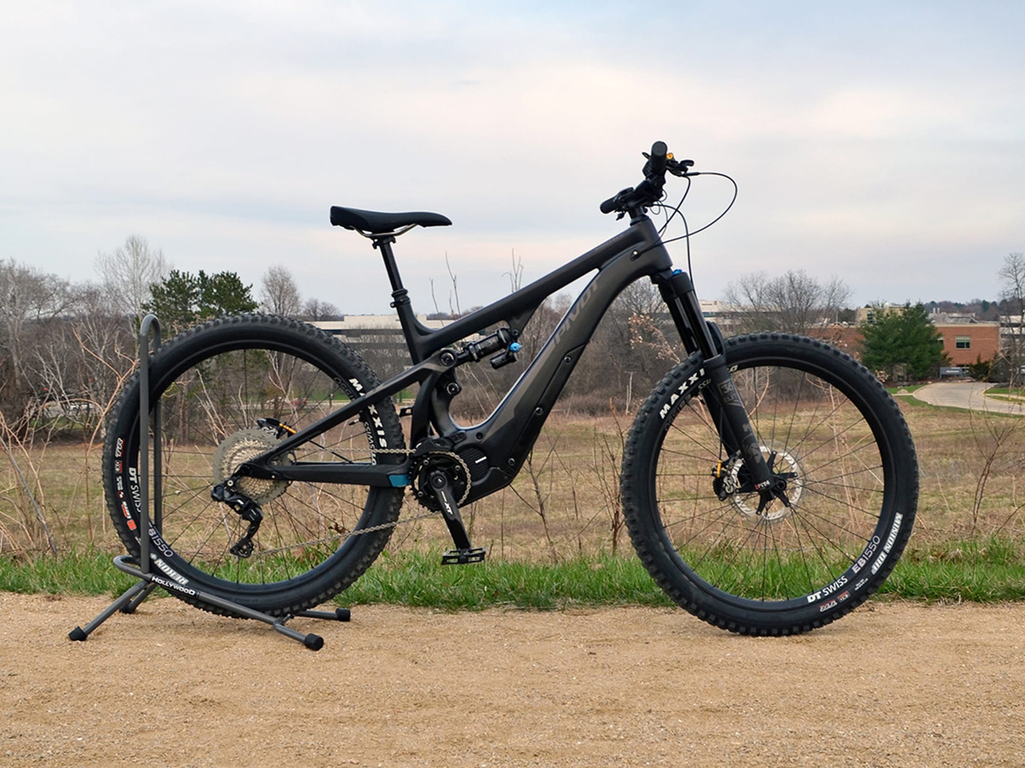 2019 Pivot Cycles Shuttle Review