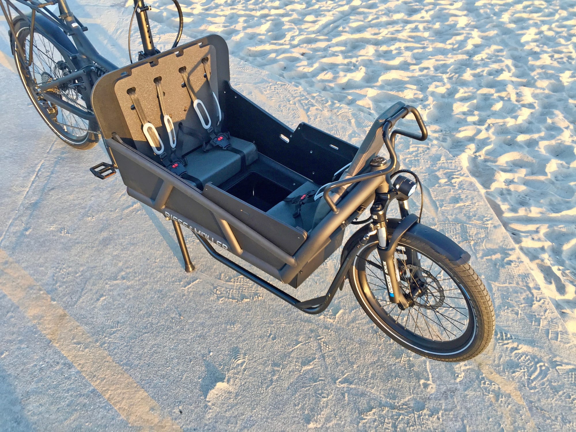 2019 Riese & Müller Load 75 Touring HS Review